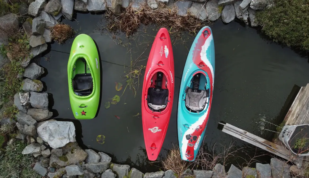 Choosing Your First Whitewater Kayak: Pro Advice – AQOutdoors