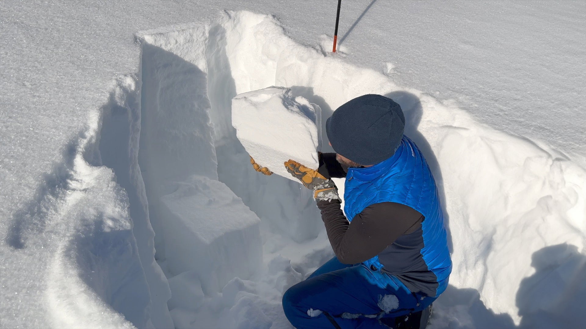 Quick Tips: Snow Pits & Compression Testing – AQOutdoors
